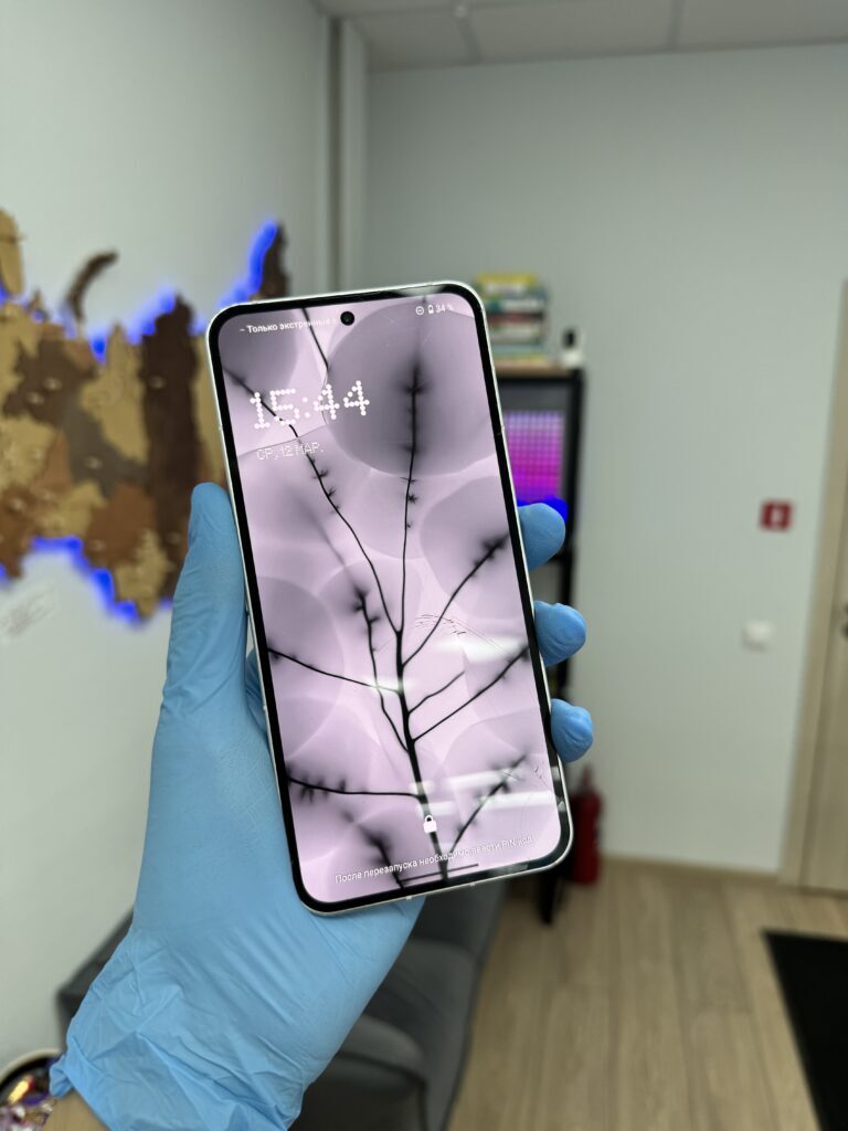 НИЧЕГО святого) Замена стекла на Nothing Phone (2) | Пикабу