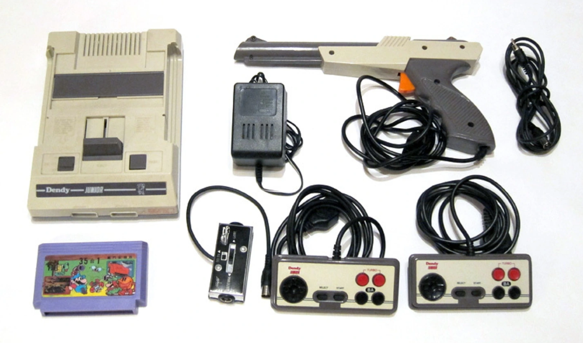 История Dendy: как серый слонёнок покорил Россию 90-х и куда исчез - 20.04.25 17:59 | Пикабу