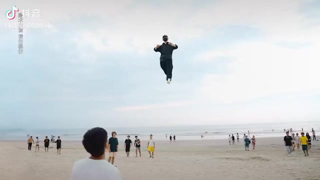 Magnetic Human Flying Trick!!! [Вопрос к физикам] - 21.05.25 15:55 | Пикабу