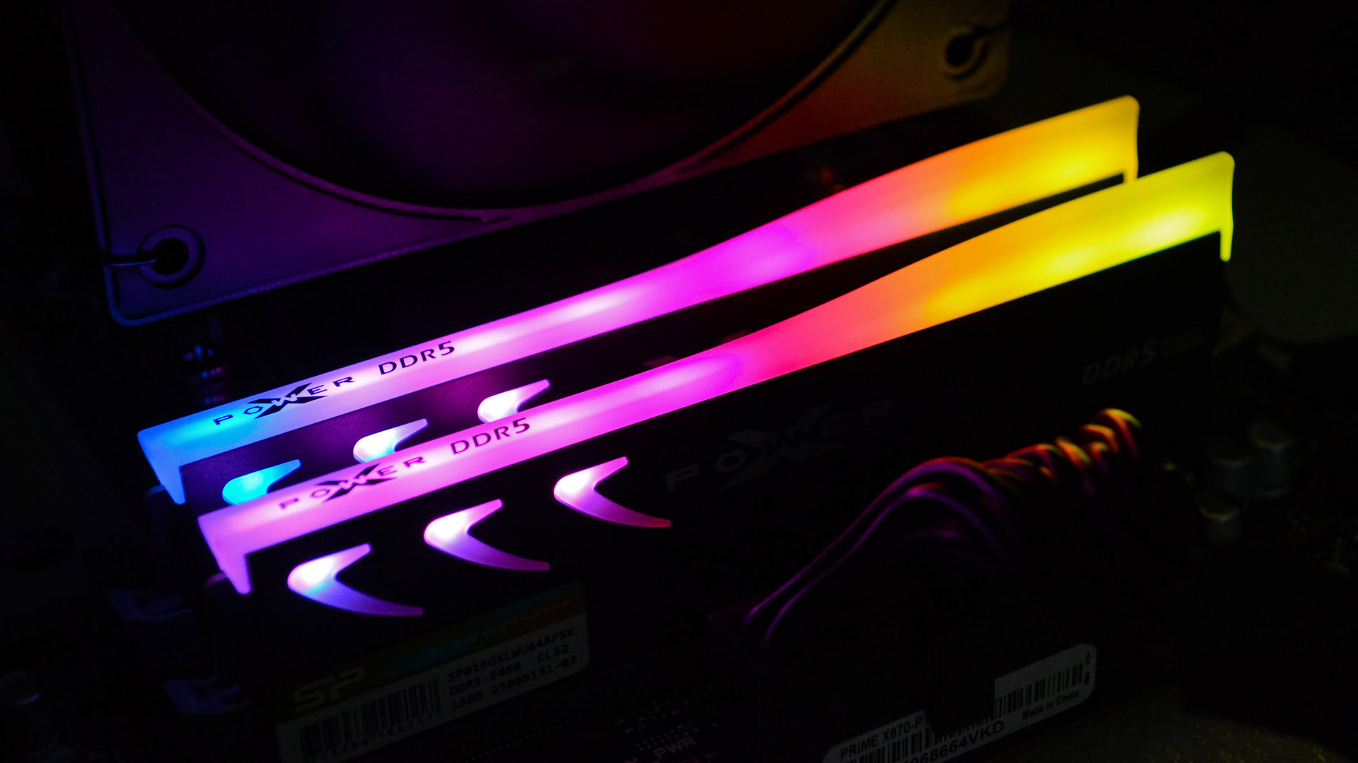 Обзор Silicon Power XPOWER Storm RGB – комплект памяти с необычным ...